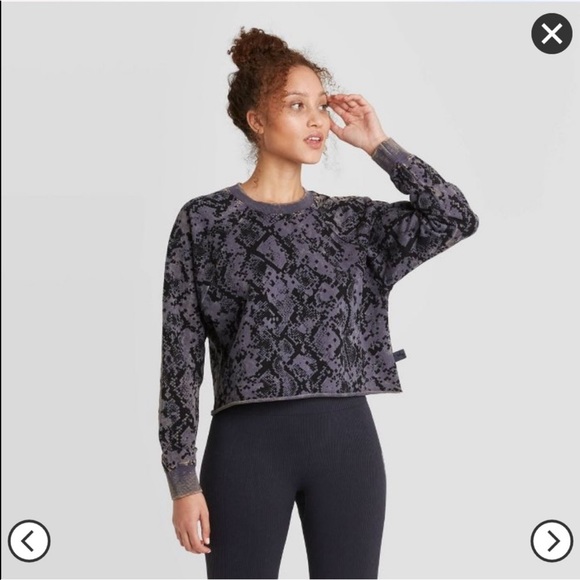 JoyLab | Sweaters | Nwt Joy Lab French Terry Acid Wash Pullover Sweatr ...